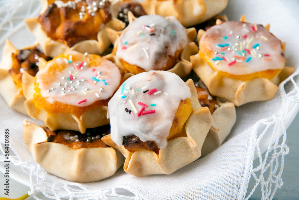 Pardulas, tipici dolci pasquali della cucina sarda a base di ricotta e ...