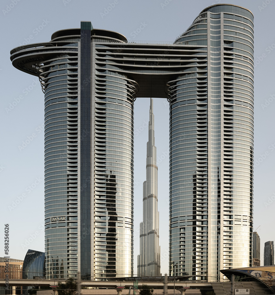 Burj Khalifa tallest building in the world photographed through Emaar ...