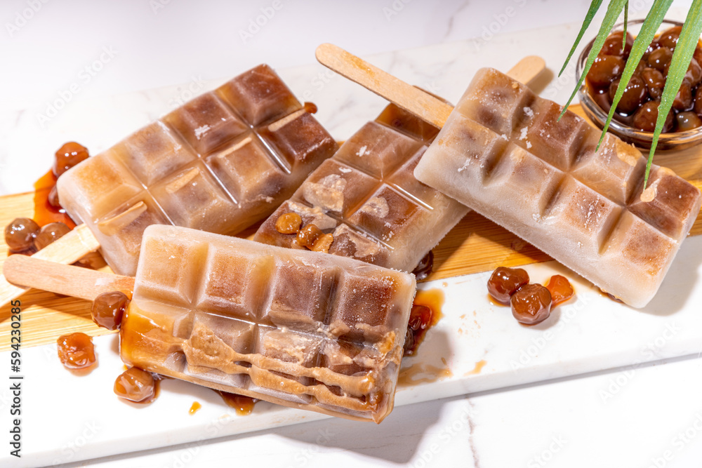 Tapioka latte popsicles. Frozen tapioca boba balls coffee frappe, ice ...