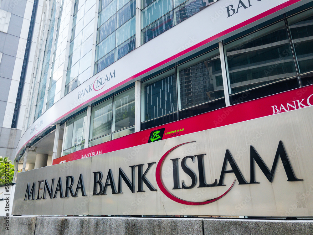 Foto de Stock Kuala Lumpur, Malaysia - April 2023: Bank Islam sign and ...