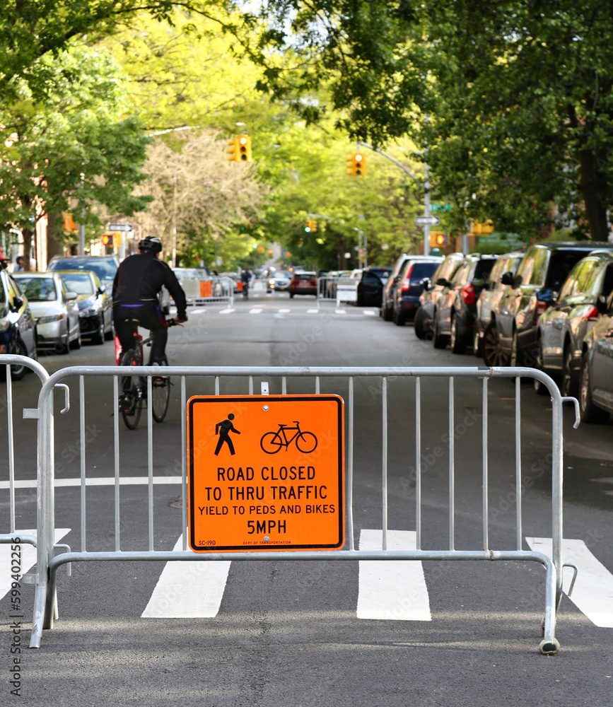 road closed to traffic sign on barricade (brooklyn open streets for ...