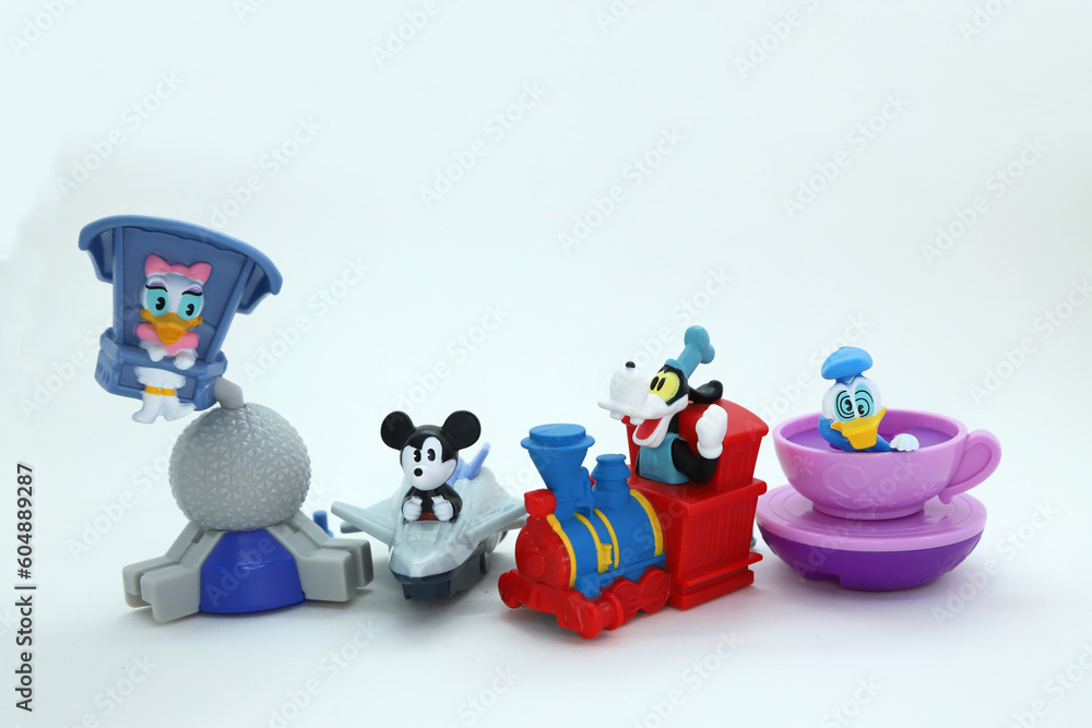 Daisy Duck, Mickey Mouse, Goofy and Donald Duck in Walt Disney ...