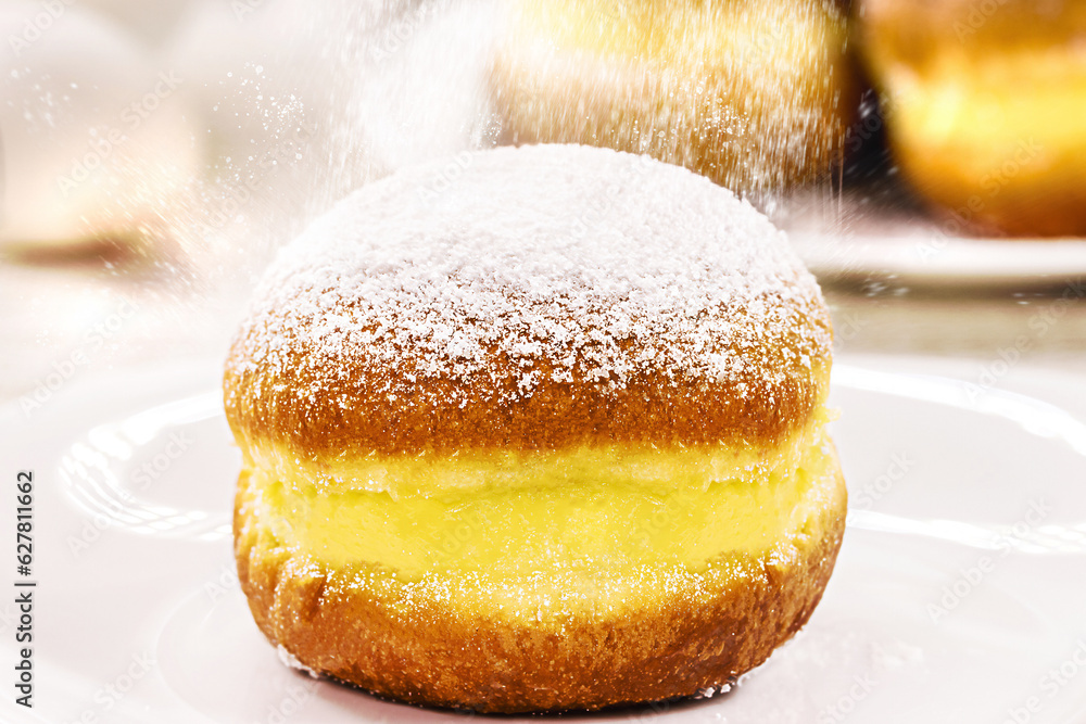 Brazilian sweet called bakery "dream", or in Germany for Berliner ...