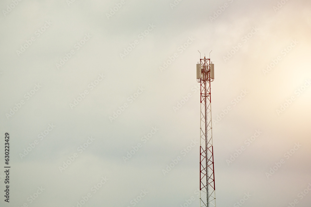 Enabling Digital Transformation. Exploring 5G, LTE, and the Internet of ...