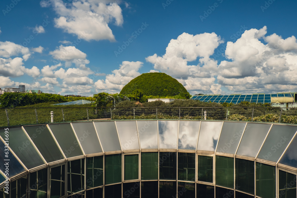 Botanical garden on the roof of the Warsaw University library modern ...