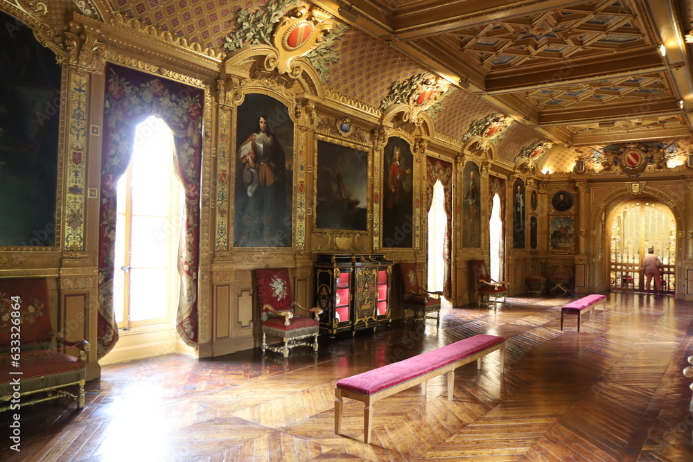 Le château de Maintenon, construit au 17eme siècle, village de ...