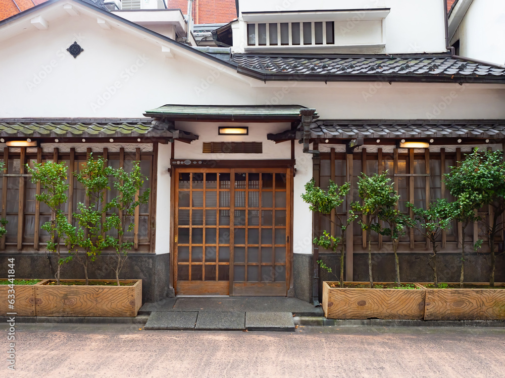 City of Tokyo. Japan architecture. Single storey building in asian ...