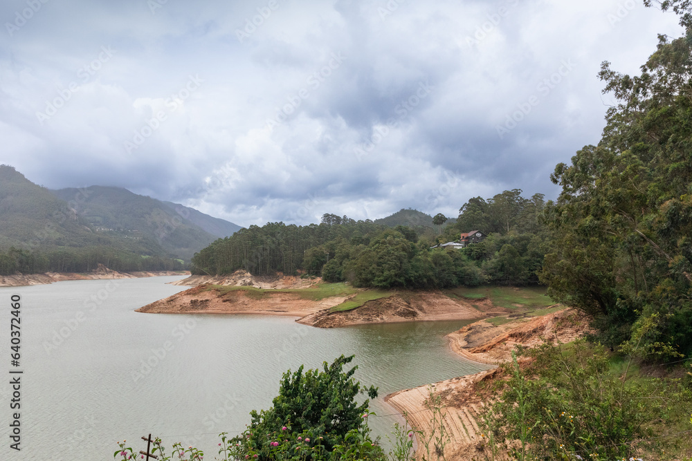 The beautiful views of kundala dam in Munnar from different angles ...