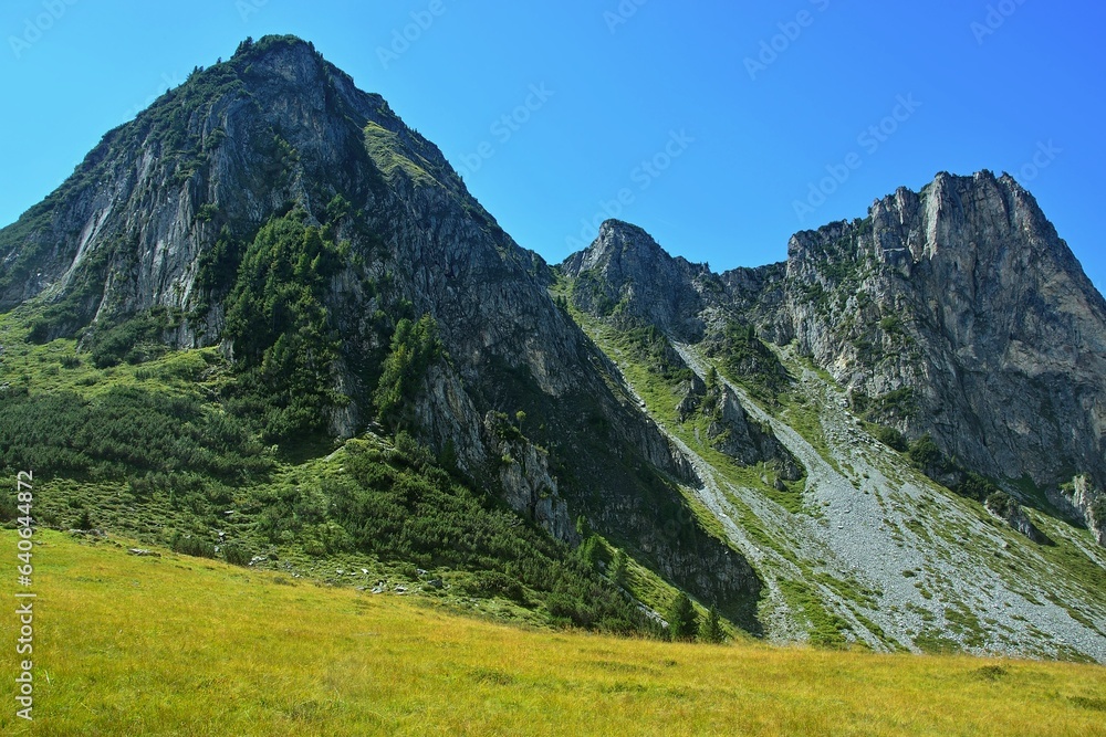 Austrian Alps - view of the Gerlosstein peak from the footpath to the ...