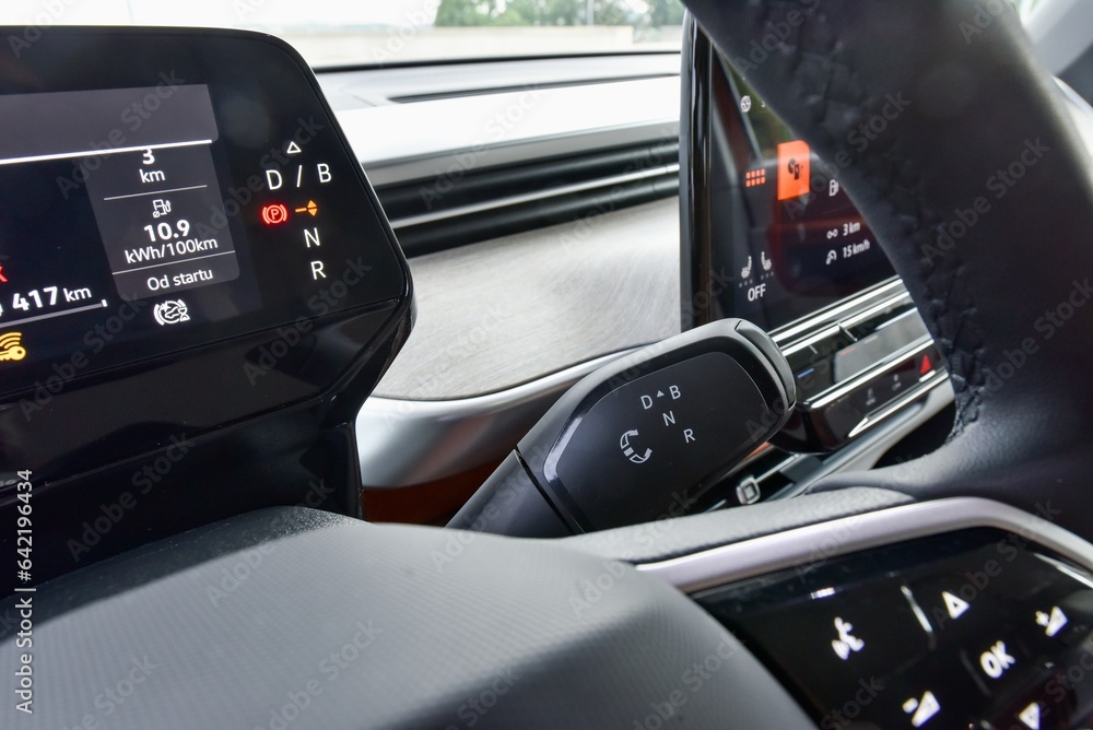 Volkswagen ID. BUZZ. Fully electric multivan with a futuristic design ...