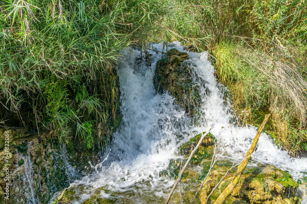 Foto de Stock Scenic view of Kapuz Canyon is a testament to the power ...