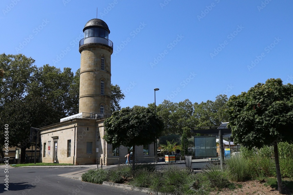 Le phare de Brive, transformé en office du tourisme, ville de Brive La ...