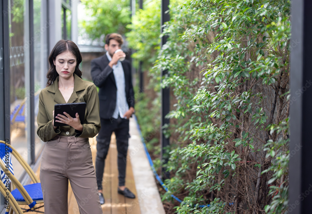 Architect adopt green tech for sustainable, low CO2 building, improve ...