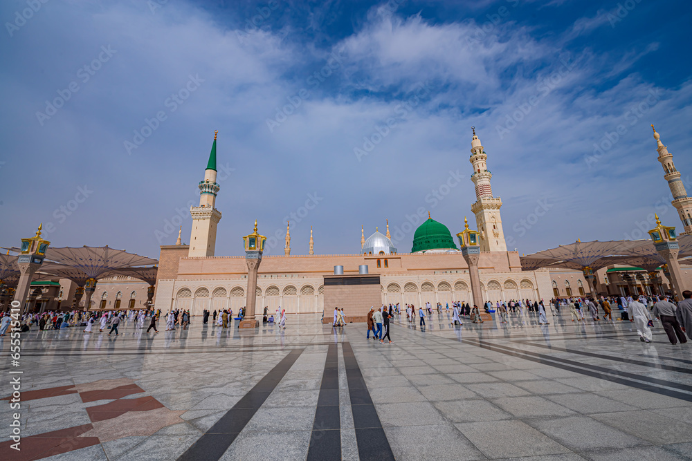 The famous green and silver domes of the Prophet's Mosque (Masjid ...