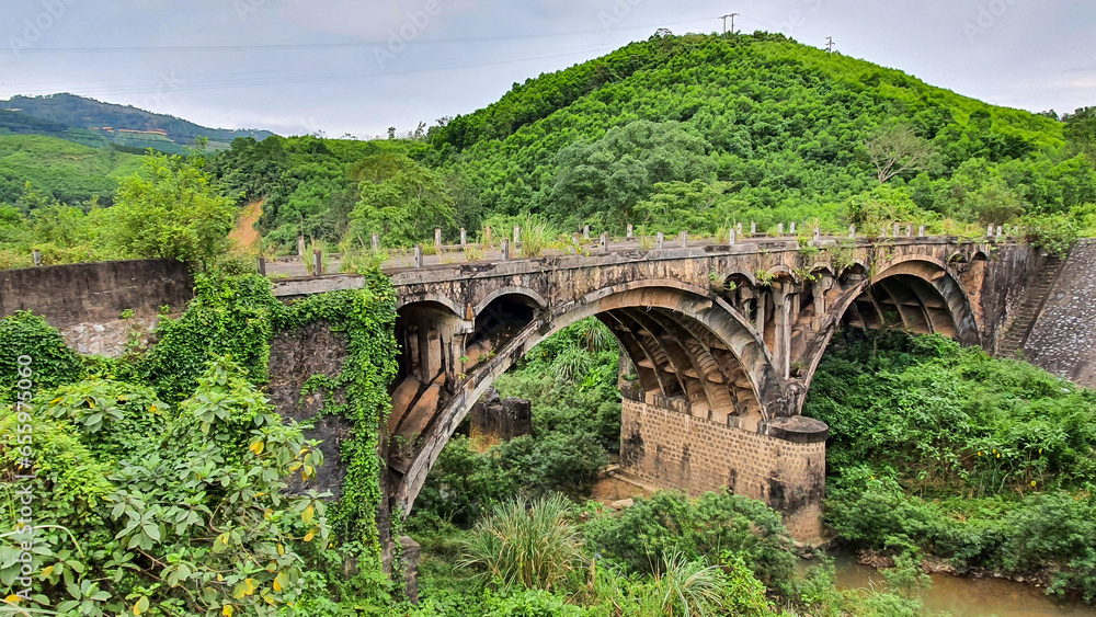 Dau Mau Bridge On Ho Chi Minh Trail In Quang Tri Province, Vietnam ...
