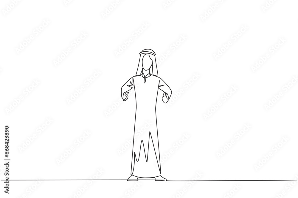 Continuous one line drawing Arabian businessman standing straight ...