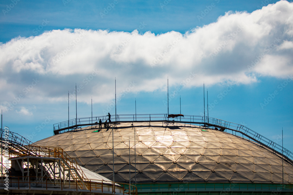 Male workers rope access height safety connecting with eight knots ...