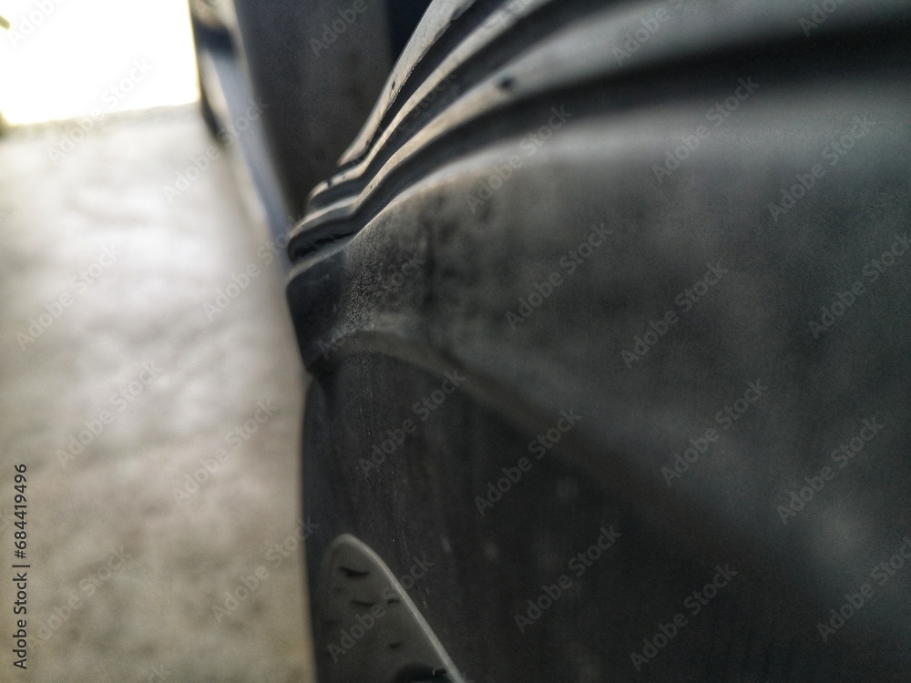 Tire malfunction caused by spherical swelling, tire malfunction that ...