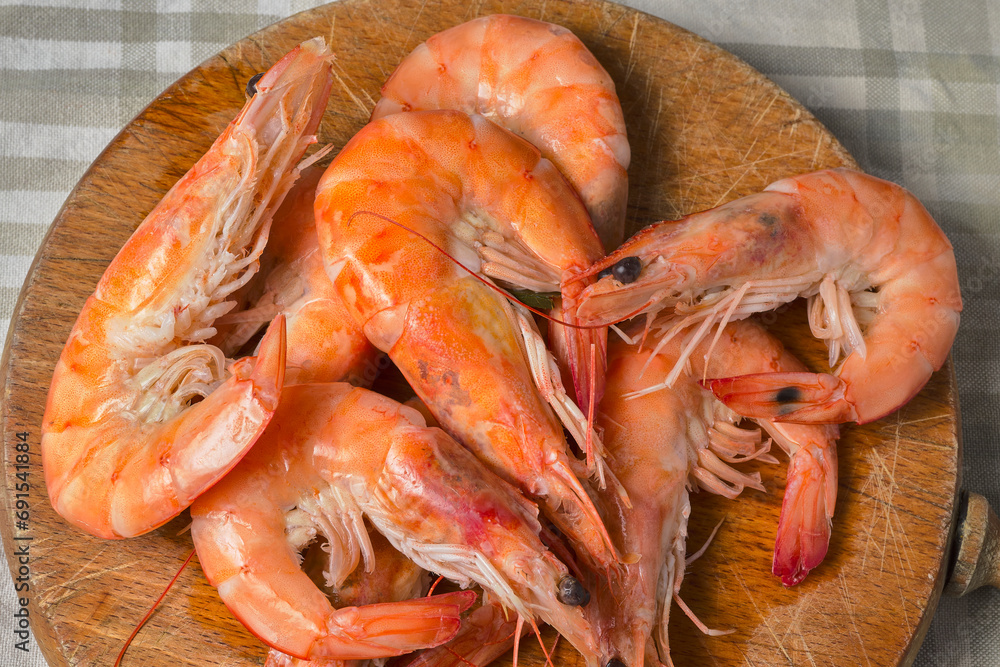 Prawns. They are a food rich in proteins, fats, omega 3 fatty acids and ...