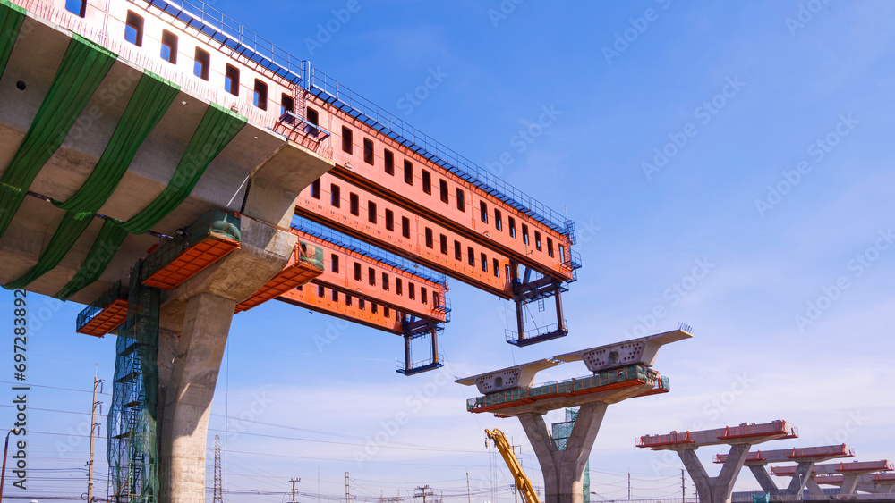 Metal launching gantry Structure for installing concrete typical ...