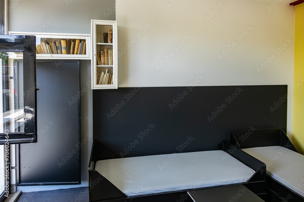 Foto de Stock Interior of Rietveld Schroder House (1925): historic home ...