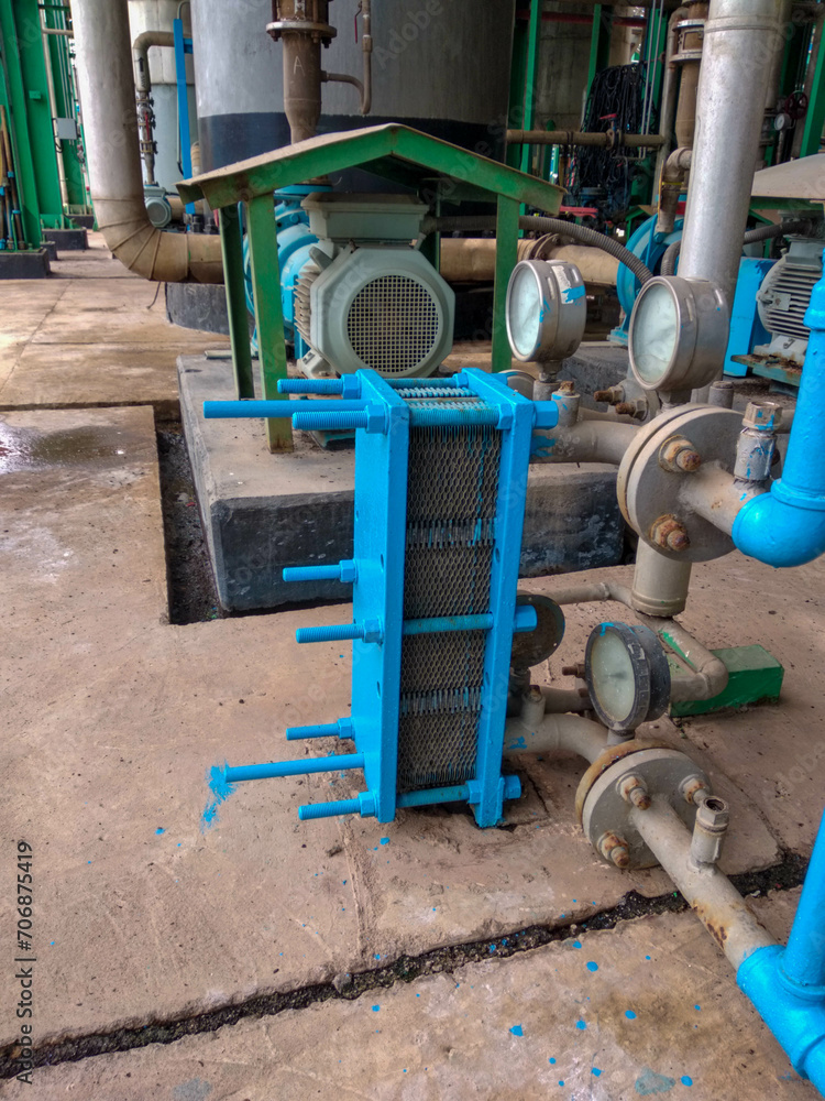 tiny plate heat exchanger. a device for cooling sample liquid from ...