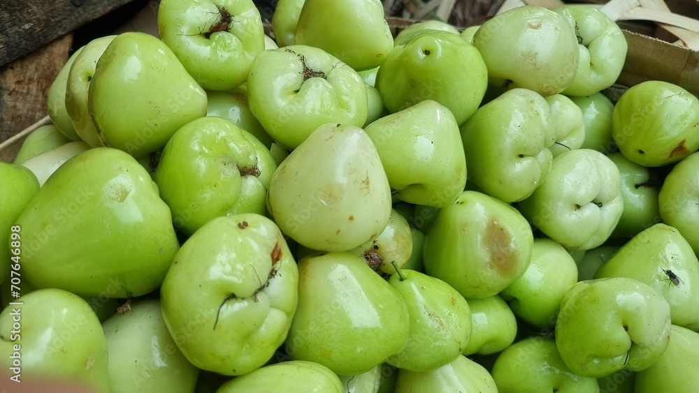 Water apple or water guava (Syzygium aqueum) in the market. Also known ...