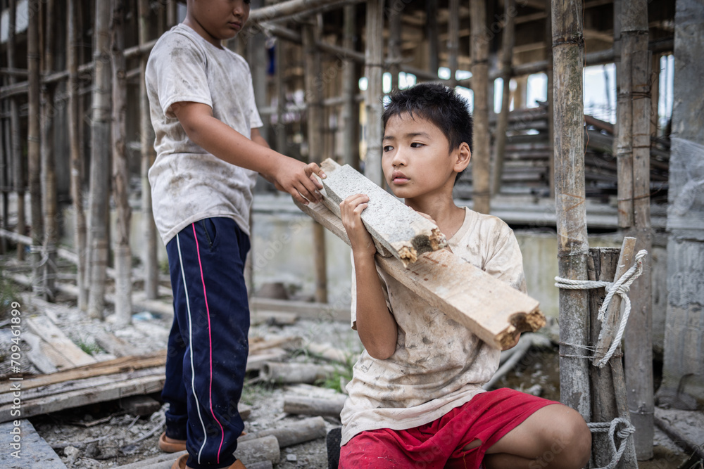 Poor children are forced to work construction, Violence children and ...