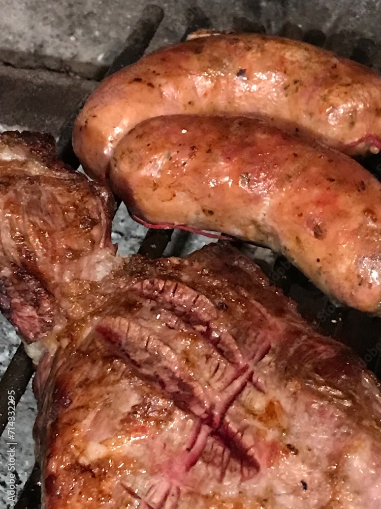 Foto de un tradicional asado argentino Stock Photo | Adobe Stock