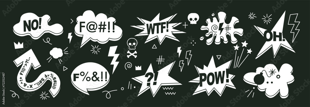 Image vectorielle Stock Set of hand drawn comic speech bubbles with ...