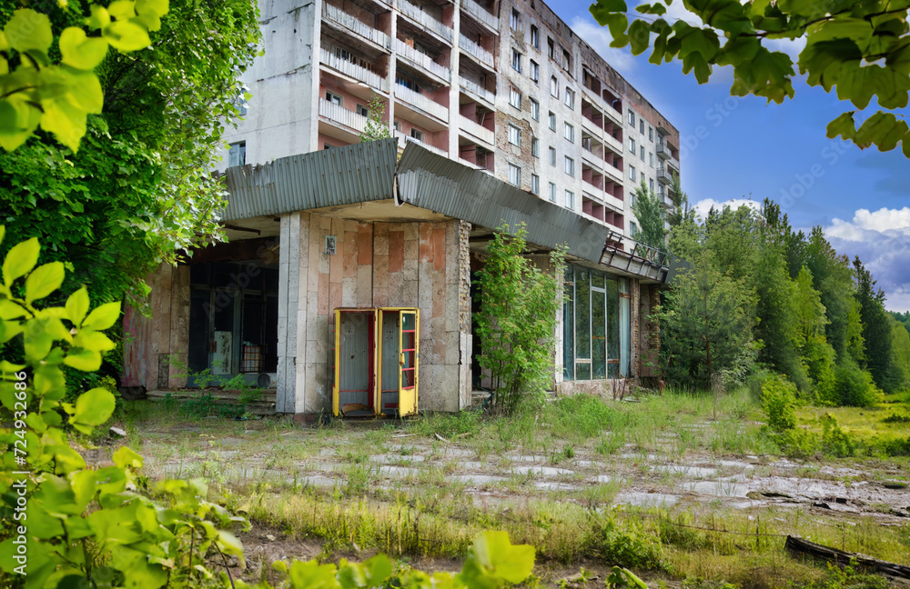 Overview of abandoned buildings in the spooky city of Pripyat (Ukraine ...