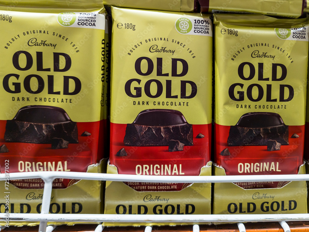 Rows of Cadbury Old Gold dark chocolate original flavor bars ...