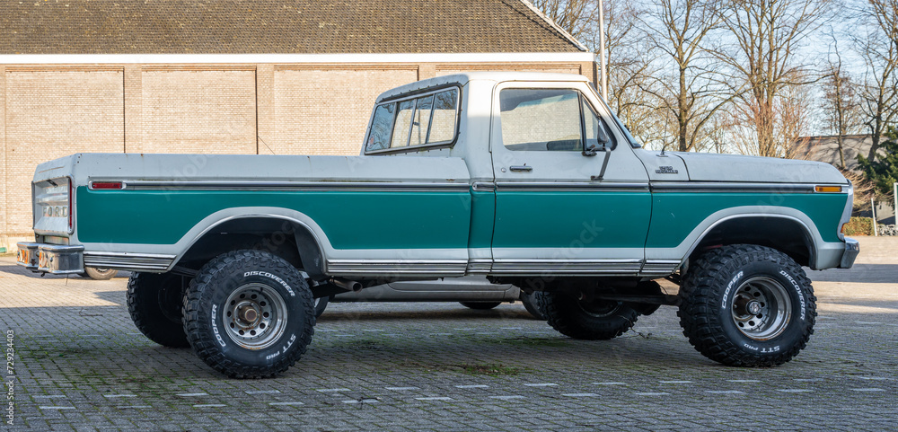 Schoonhoven, The Netherlands, 28.01.2024, Side view of classic pick up ...