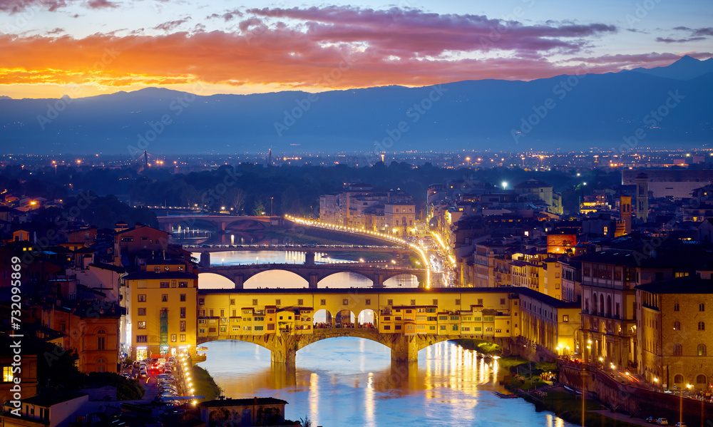 Florence, Tuscany, Italy. Evening sunset over Firenze with Ponte ...