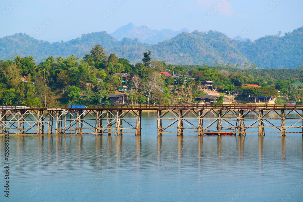 Fotografie Mon Bridge, the Longest Handmade Wooden Bridge in Thailand ...