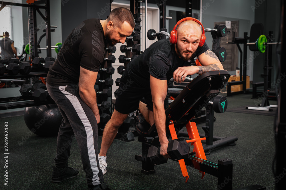 The coach monitors the correctness of the student's exercise with ...