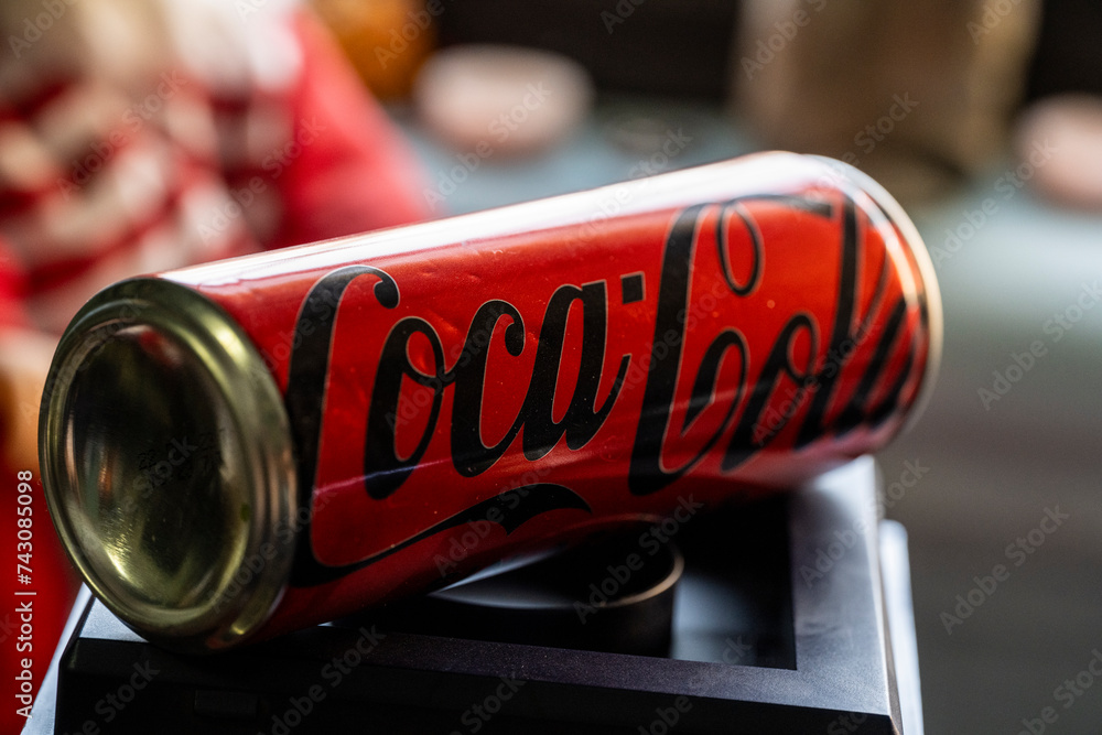 Lata de Coca Cola sin Azúcar Stock Photo | Adobe Stock Lata de Coca Cola sin Azúcar Stock Photo | Adobe Stock