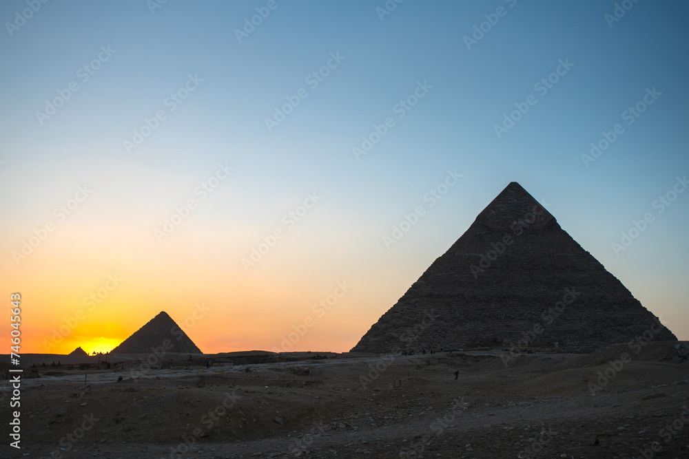 Pyramids of Giza, pyramid complex consist of three pyramids, Menkaure ...