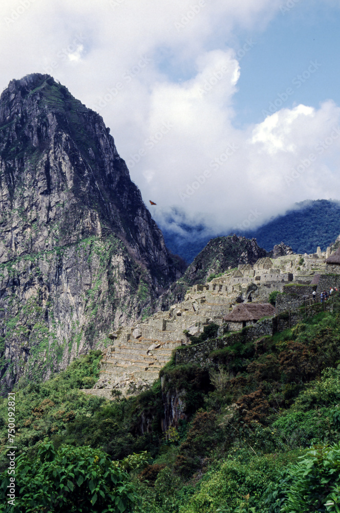 Fotografie Over 7,000 feet above sea level in the Andes Mountains ...