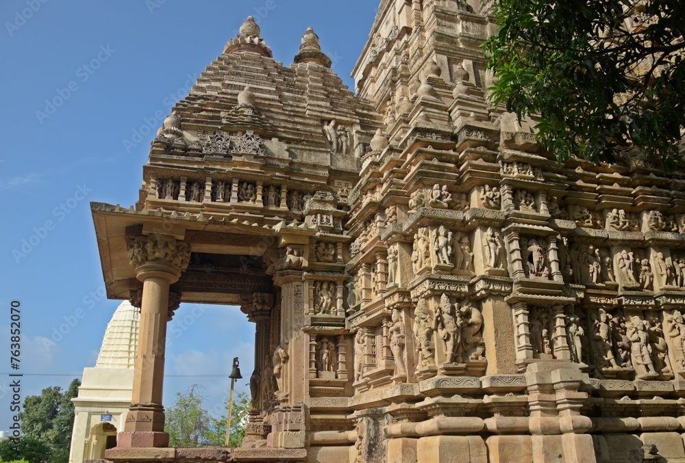 Intricate Architecture of Ancient Temple Parshvanatha temple, Khajuraho ...
