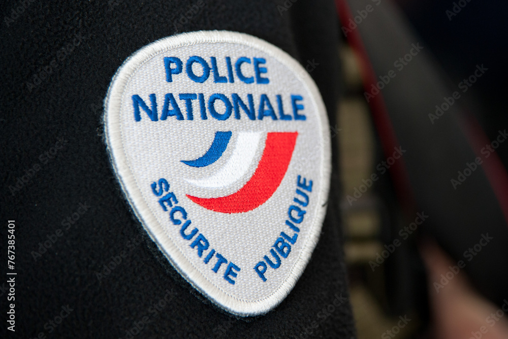 Le logo de la police nationale avec l'inscription securité publique sur ...