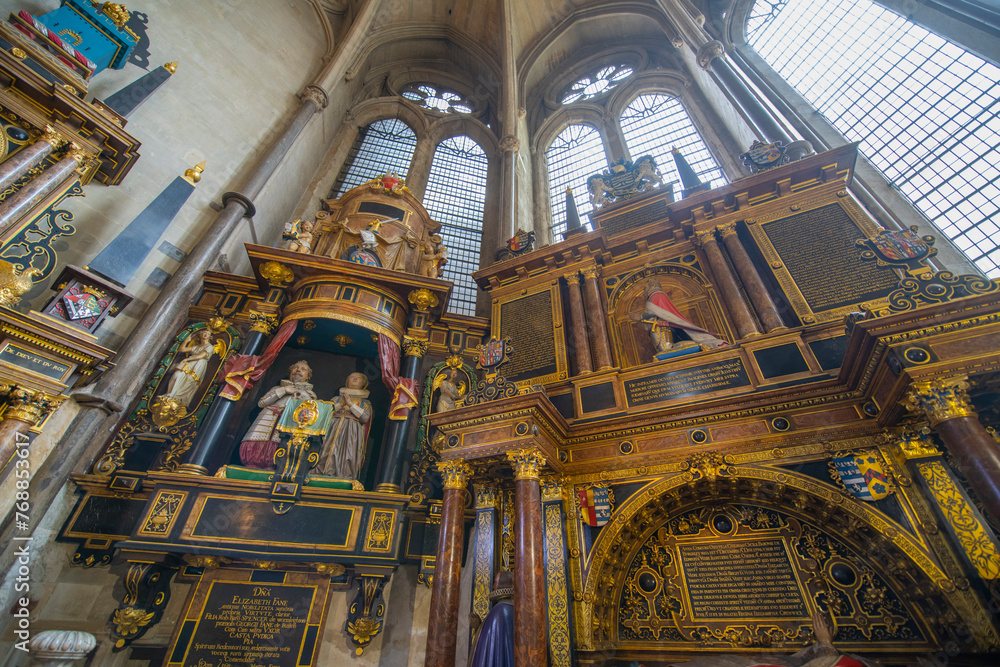 Mildred Cecil, Lady Burghley and Anne Countess of Oxford tomb at Chapel ...