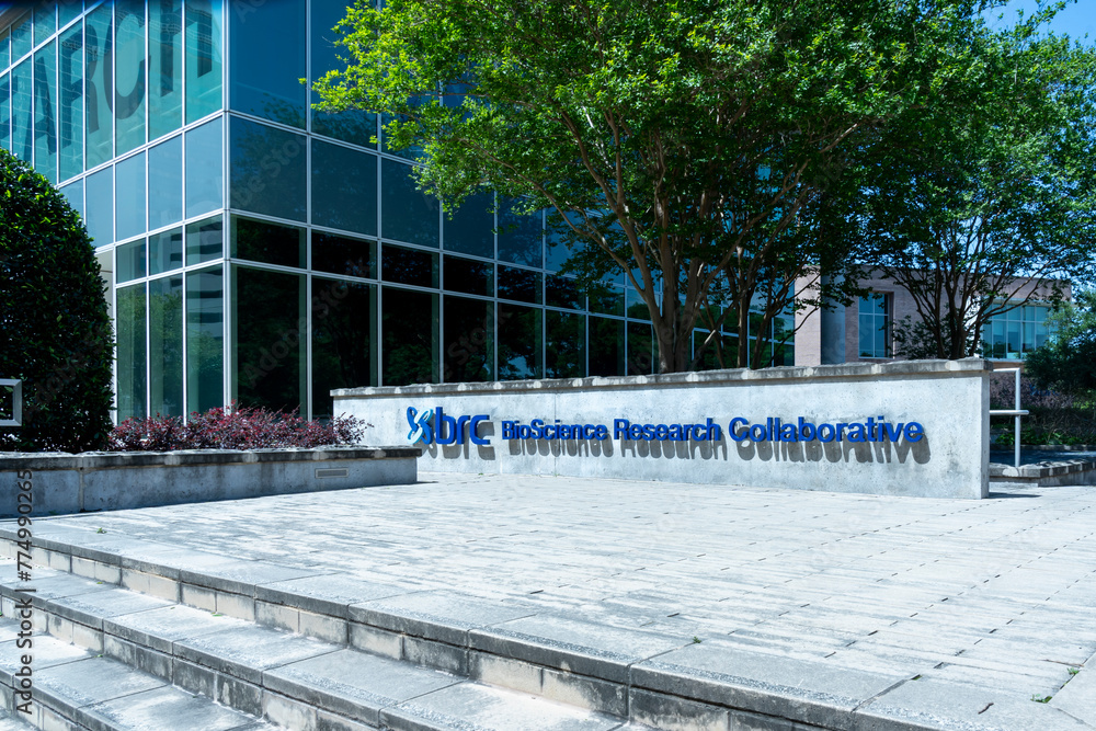 Foto de Stock Houston, Texas, USA - April 3, 2024: The BioScience ...