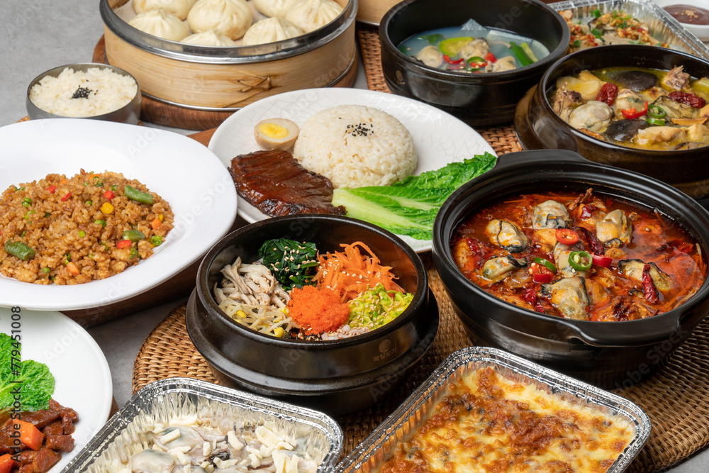 Stock-Foto „Korean food, bibimbap, oyster rice, mara oyster chicken ...