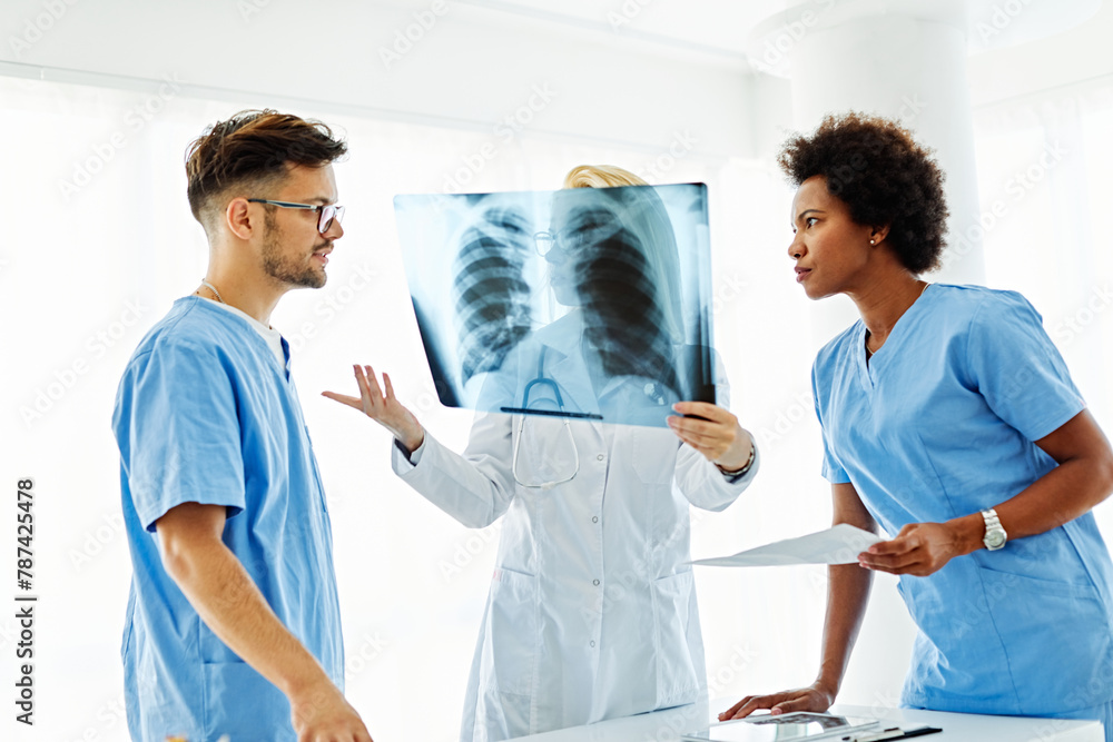 doctor hospital team medical x-ray x ray radiology lung chest diagnisis ...