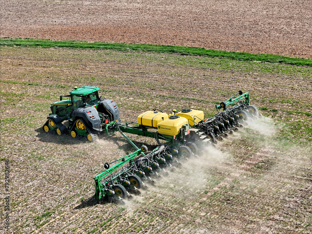 Caledonia, Illinois - USA - April 22, 2024: John Deere 370 8RX tractor ...