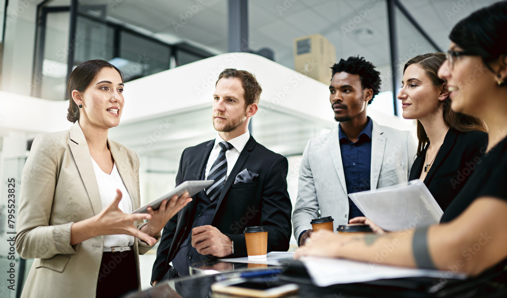 Diversity, staff and discussion in office for business project ...