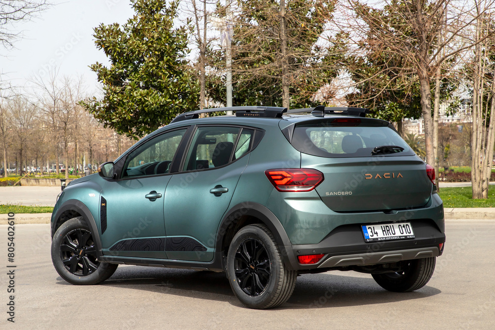 Dacia Sandero Stepway Extreme is a compact car that combines ...