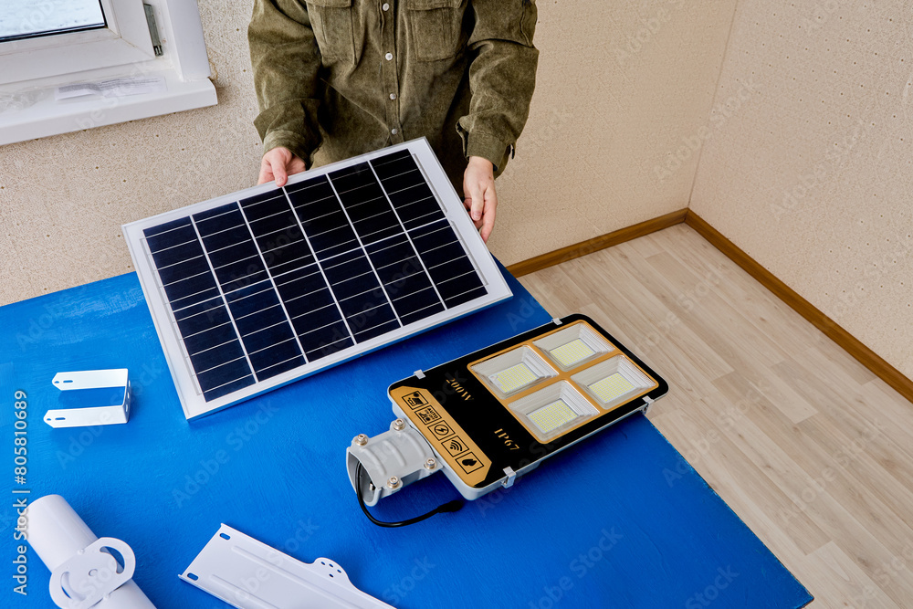 Autonomous wireless street lighting installation kit, solar panel, LED ...