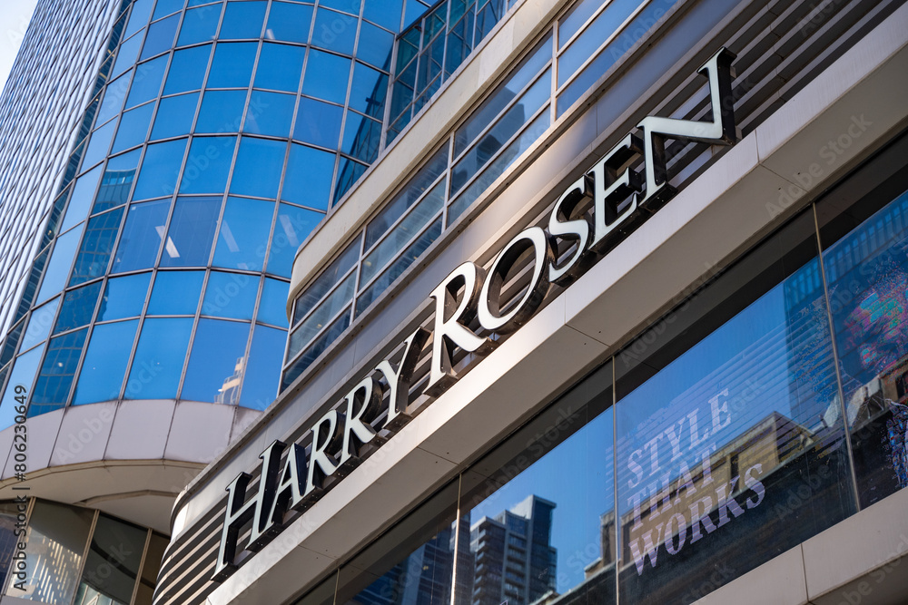 Foto de Stock Harry Rosen Inc. is a Canadian retail chain of 17 luxury ...